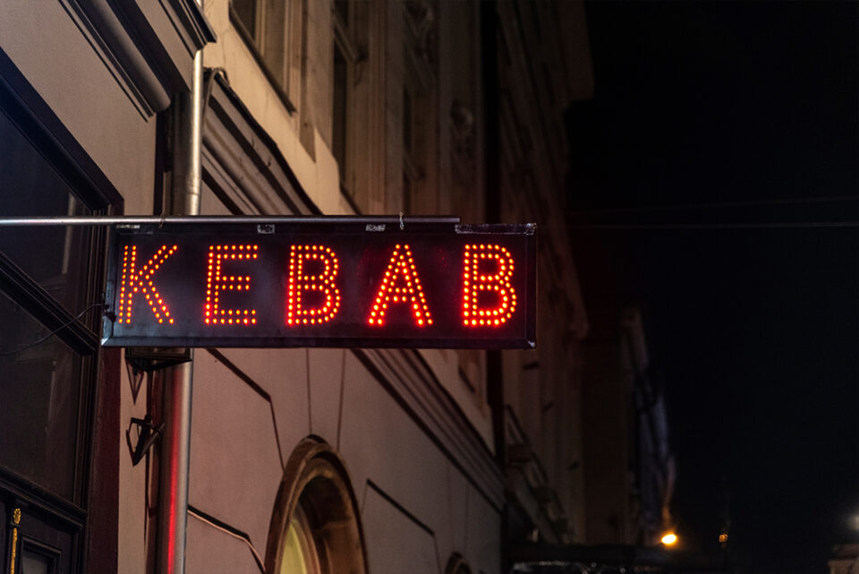 Kaikki kebabista - Miten erilaiset Kebabit erottuvat toisista?